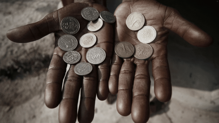 Global Aid Effectiveness and the Politics of Poverty